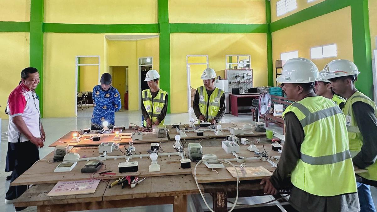 Disnakertrans Luwu Sebut Proyek Awak Mas Serap Lebih Dari 70 Persen ...