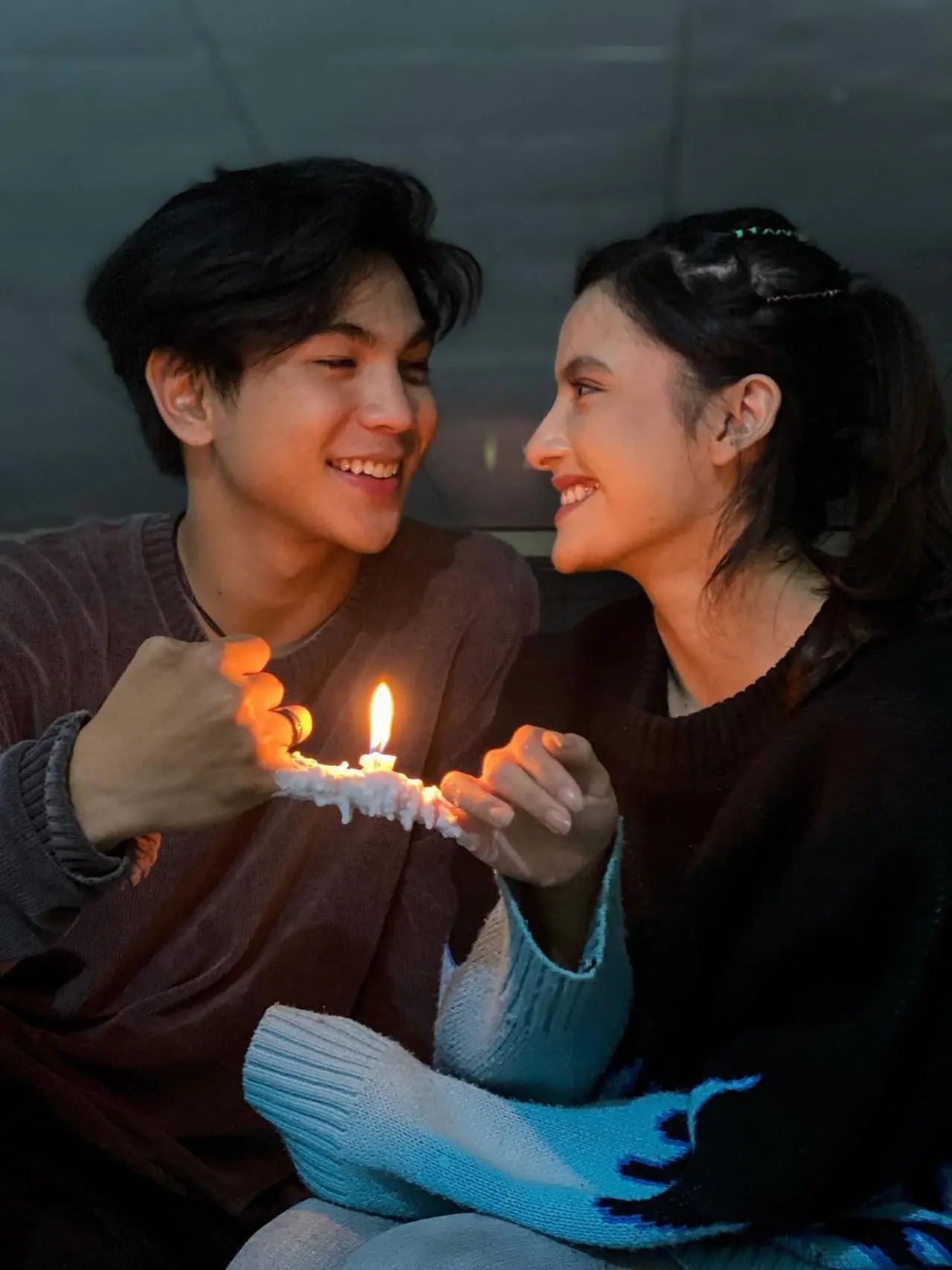 Resmi Pacaran, Ini 7 Potret Kompak Femila Sinukaban dan Venly Arauna ...