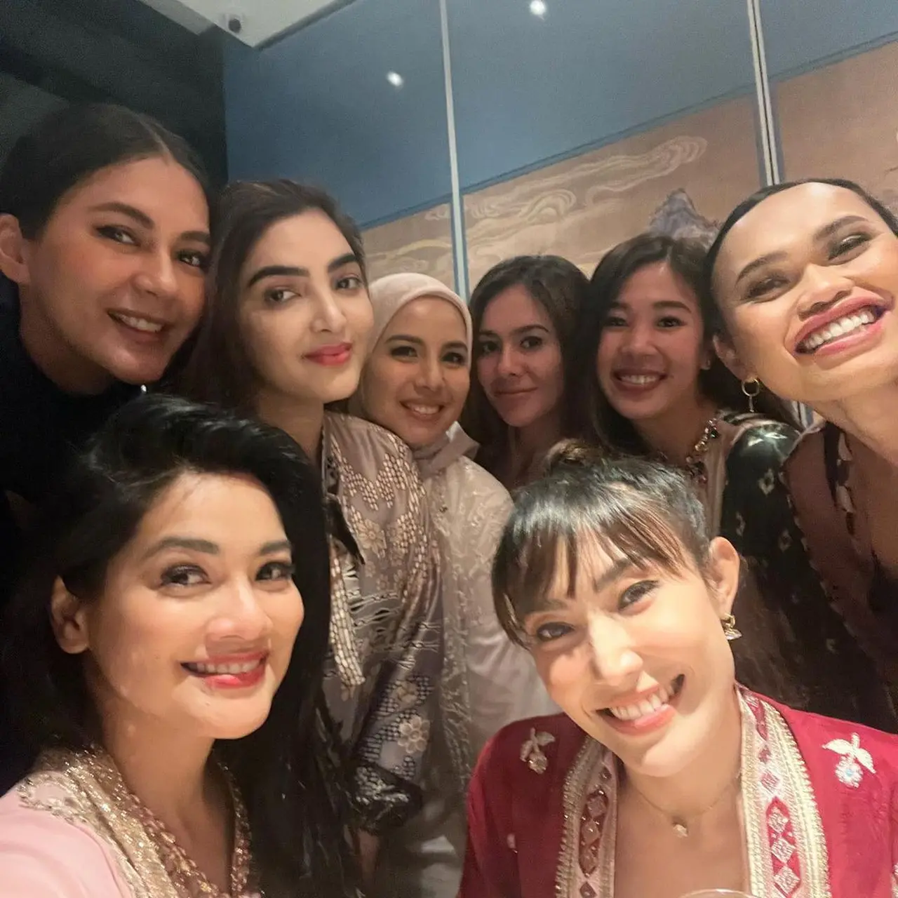 Geng Cendol Kumpul Bukber, Netizen Cari Keberadaan Nagita Slavina ...