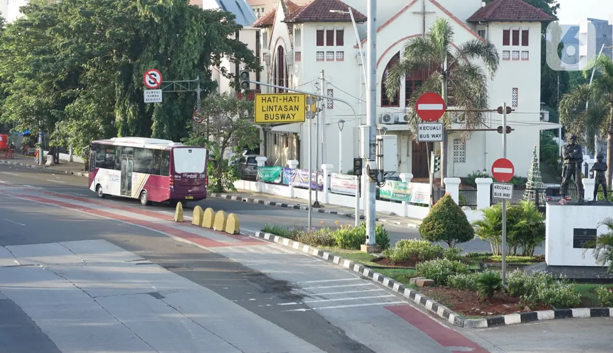 FOTO: Penampakan Tradisi Salat Id yang Hilang di Jatinegara - Foto ...