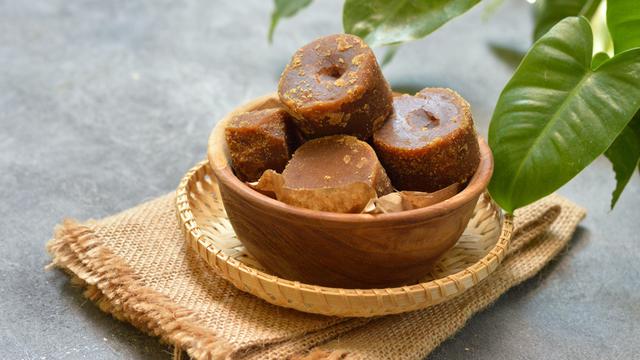 Gula Aren vs Gula Jawa: Apa Bedanya? Ini Penjelasan Lengkapnya - Hot ...