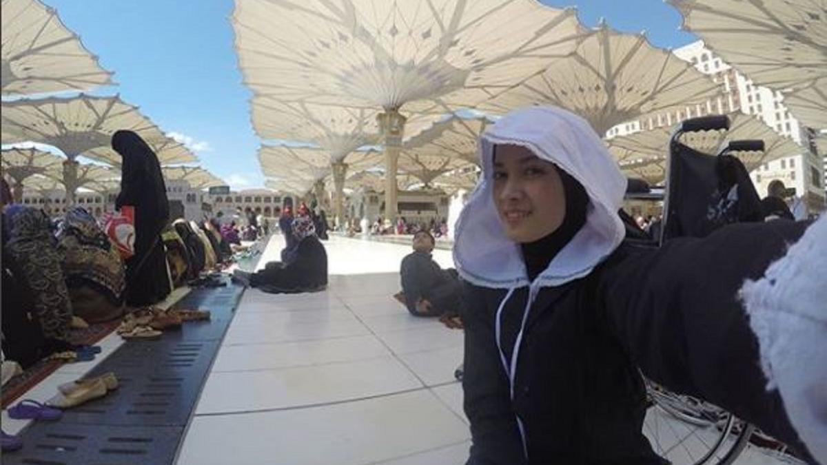 Usai Disindir Kalina Oktarani, Chika Jessica Pamer Foto Berhijab ...