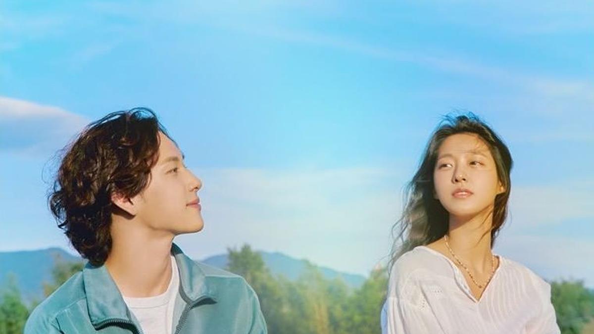 Drakor Summer Strike Jadi Sorotan karena Visual dan Kedua Pemain ...
