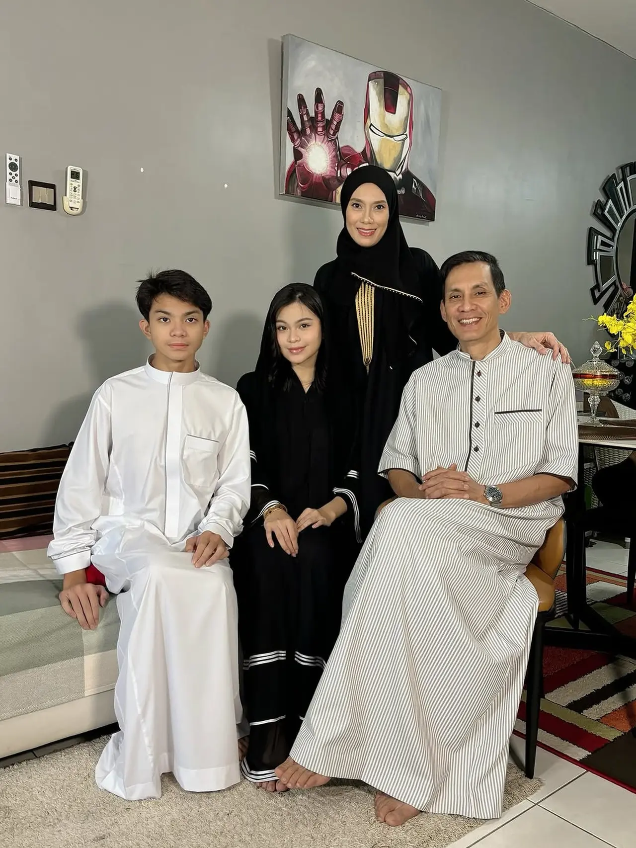 6 Potret Walid 'Bidaah' Tanpa Sorban Bareng Istri dan Anak di Dunia ...