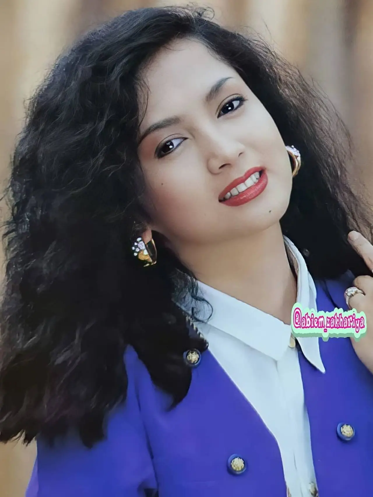 7 Potret Masa Muda Anna Maria Istri Roy Marten, Pesonanya Tak Pernah ...