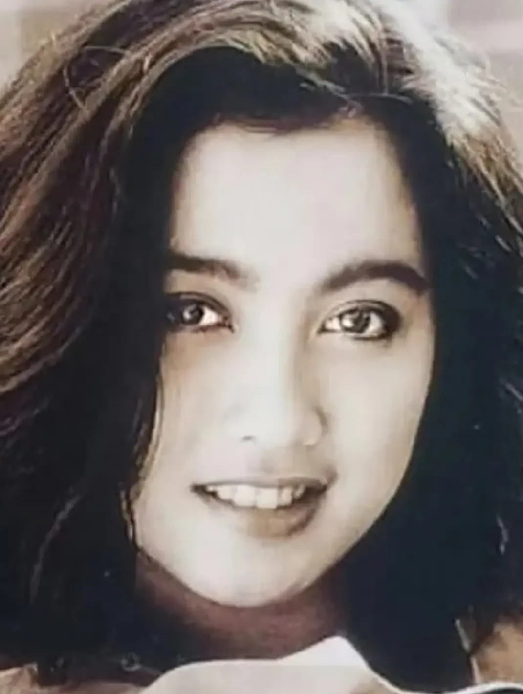 Potret Desy Ratnasari Jadi Model di Awal Karier, Curi Perhatian - Foto Liputan6.com