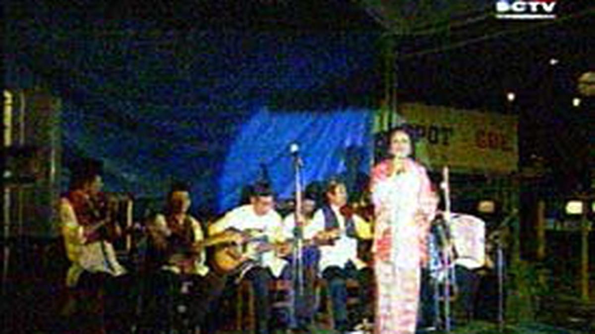 Menonton Musik Samrah di Semanggi - News Liputan6.com