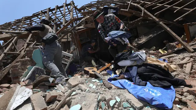 Patahan Sesar Garsela, Penyebab Gempa Besar Bandung - Hot Liputan6.com