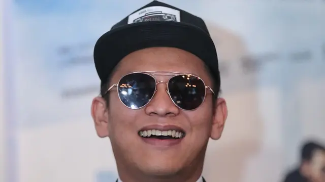 Boris Bokir Akhirnya Go Public dengan Jessica Juliantiano, Rayakan ...