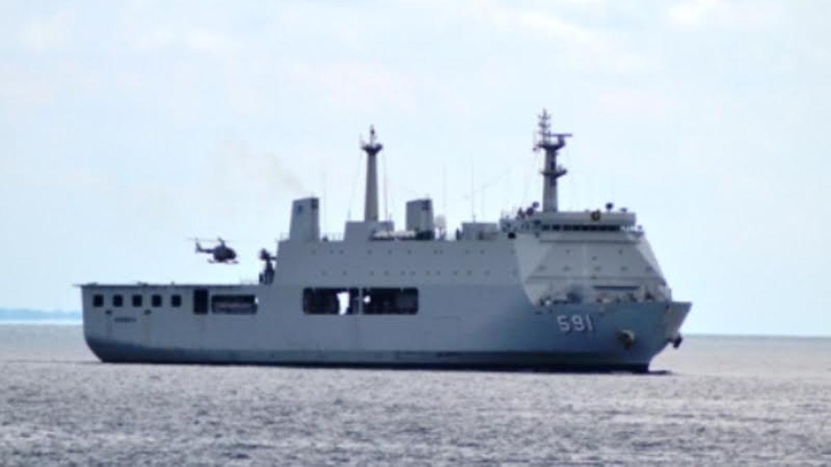 Malam 21 Ramadhan, Khofifah Berburu Lailatul Qadar di Atas KRI Surabaya 591 - Surabaya Liputan6.com