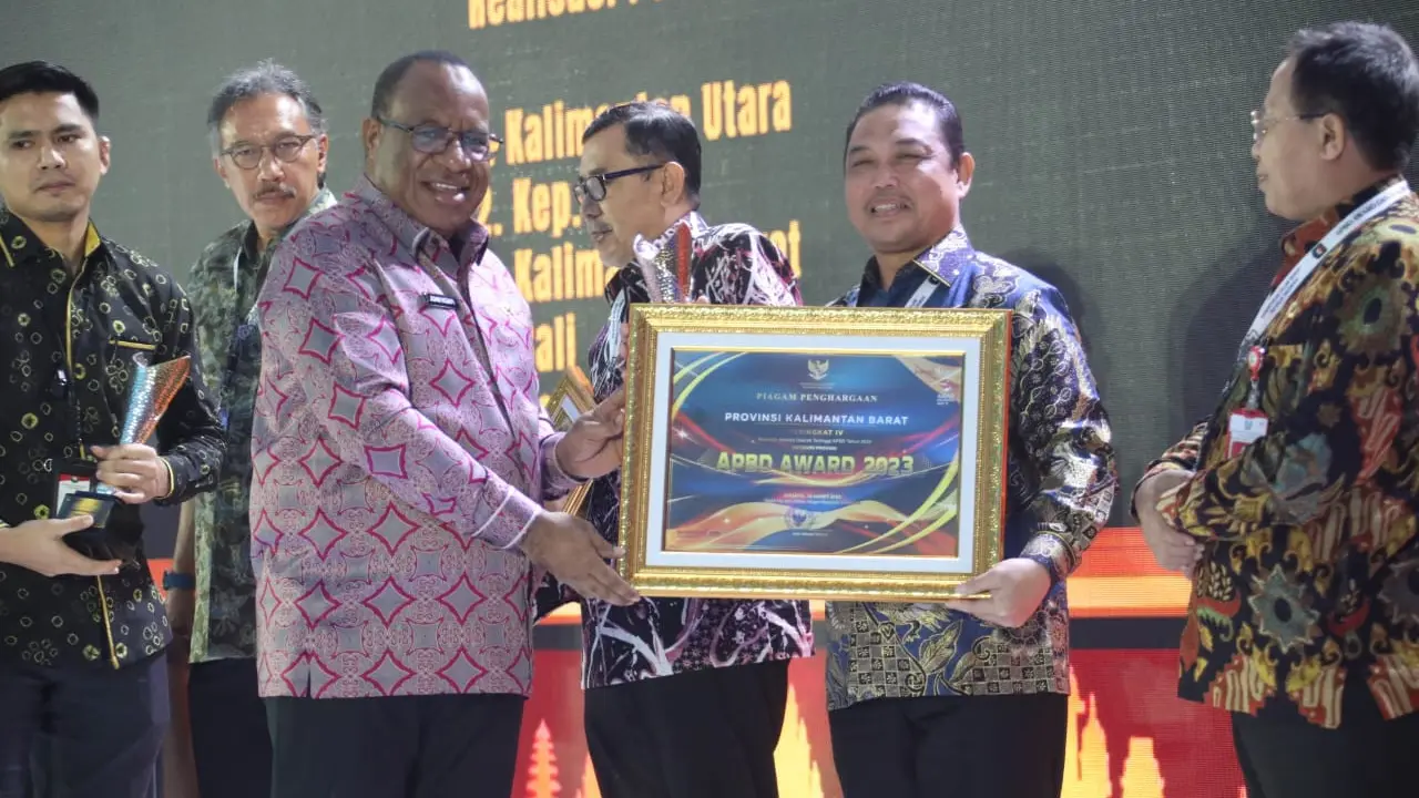 Realisasi APBD Tertinggi, Kemendagri Beri Penghargaan ke Kepala Daerah - News Liputan6.com