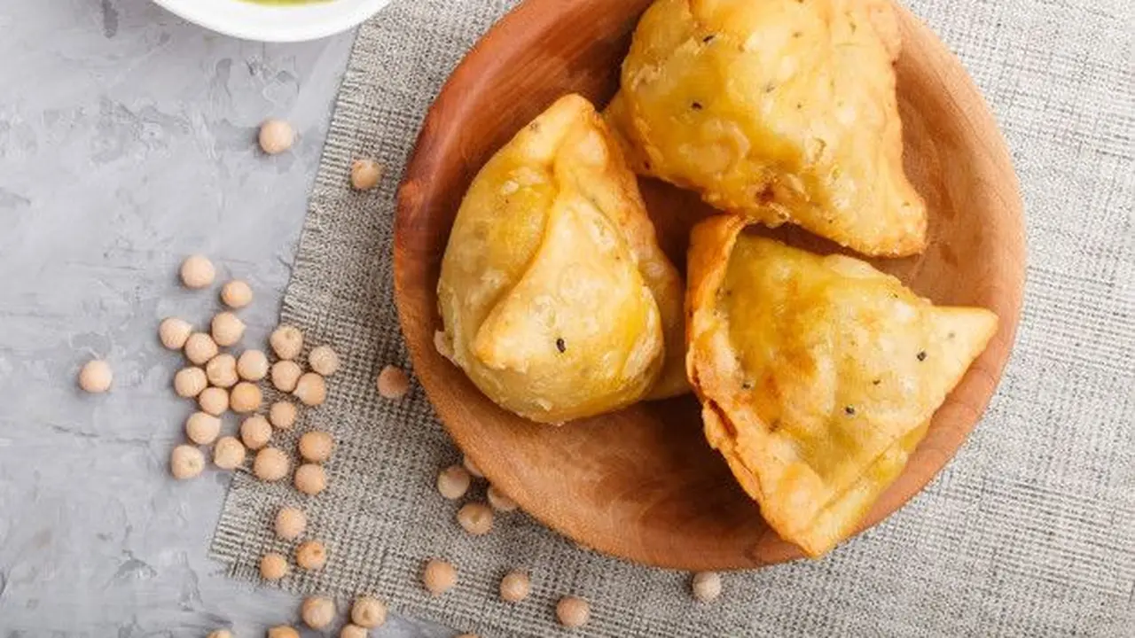 5 Resep Samosa Ayam Gurih Cocok Jadi Takjil Buka Puasa