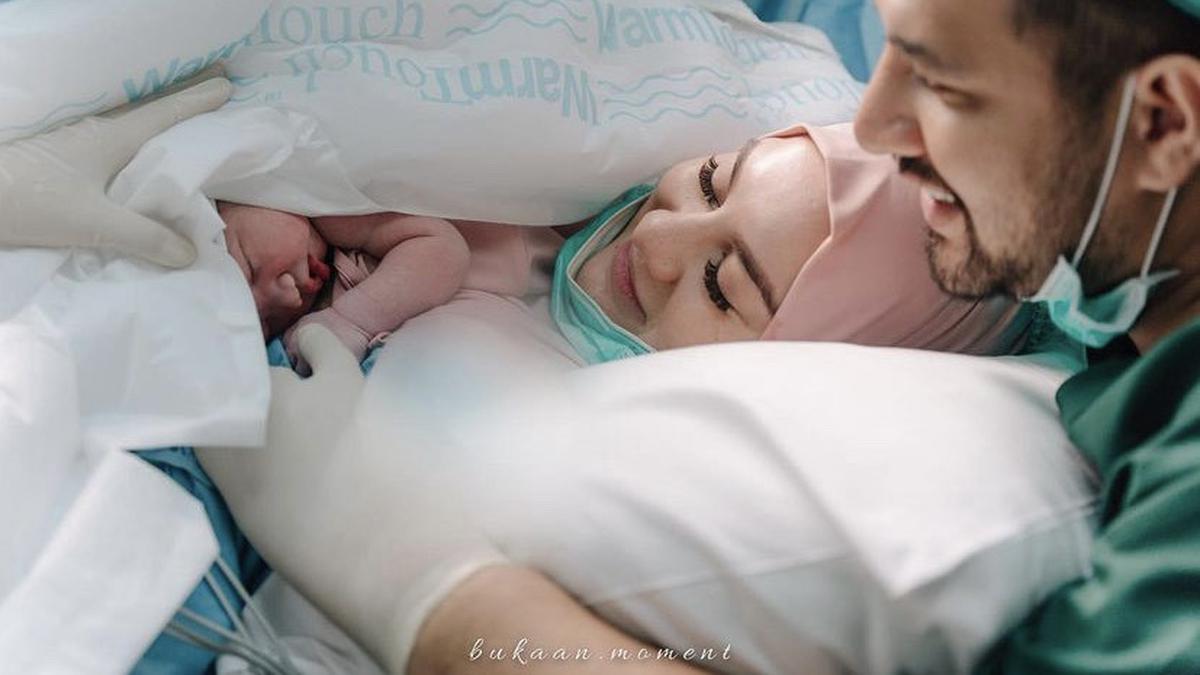 Potret Baby Ara, Putri Irish Bella dan Ammar Zoni yang Menggemaskan ...