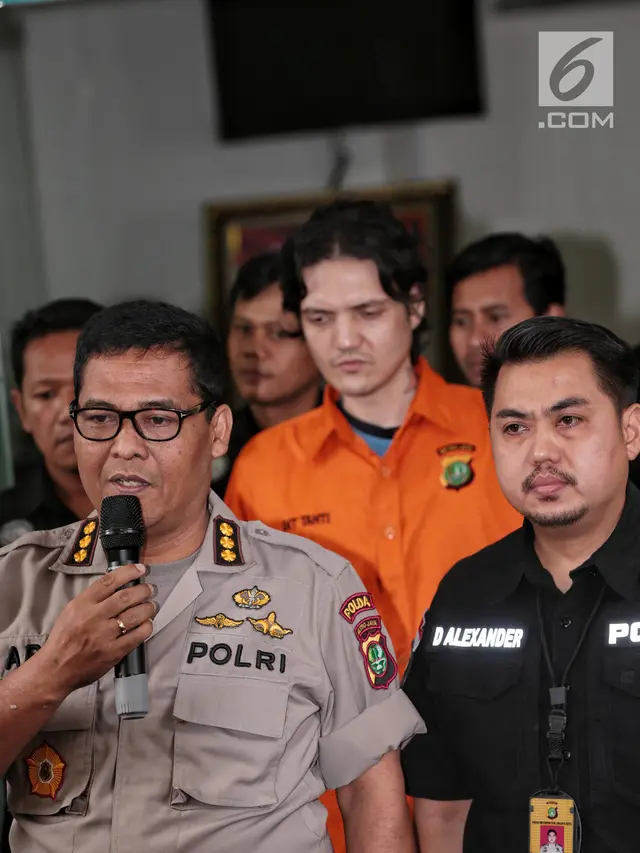 4 Fakta di Balik Penangkapan Ozzy Albar - News Liputan6.com