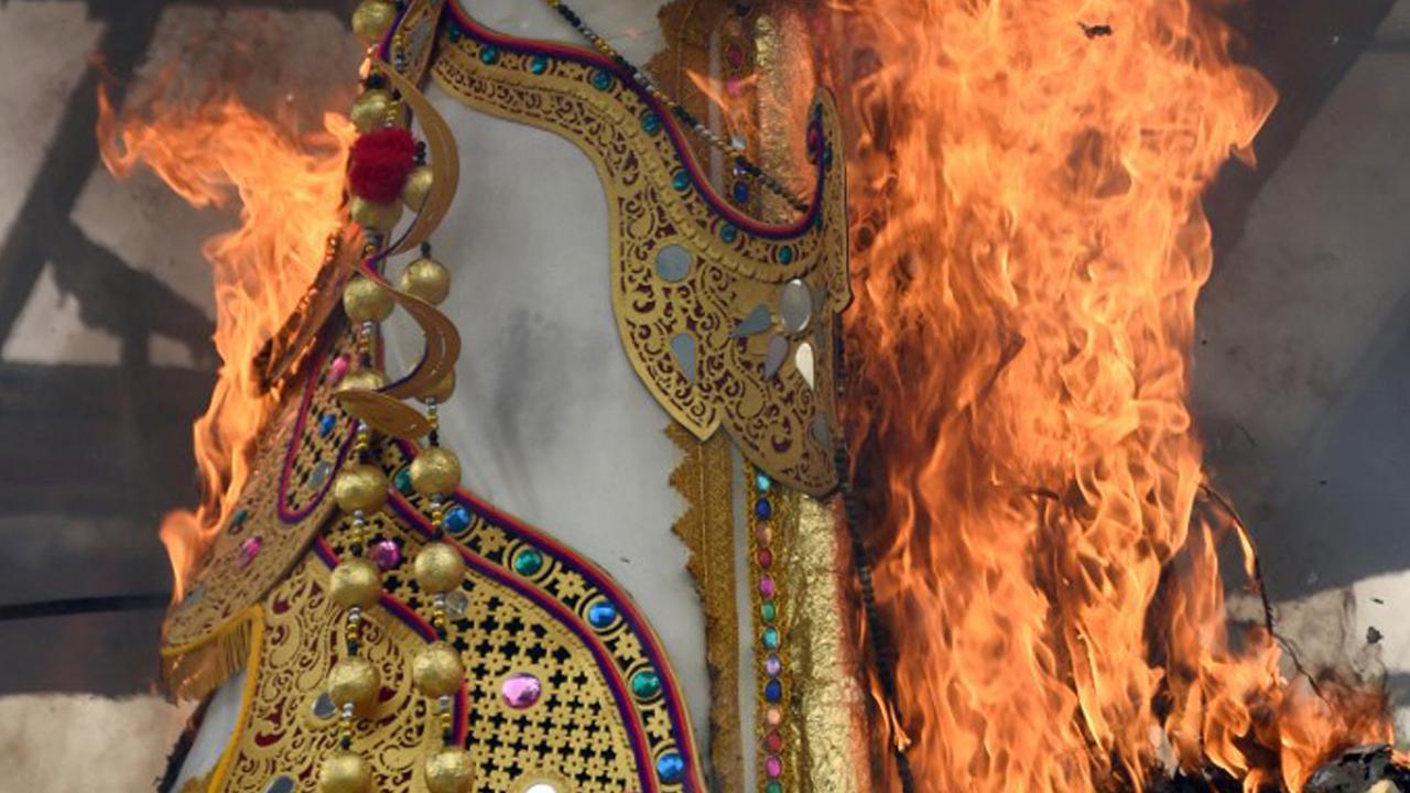 Upacara Ngaben: Tradisi Sakral Hindu Bali yang Tetap Lestari di Era ...