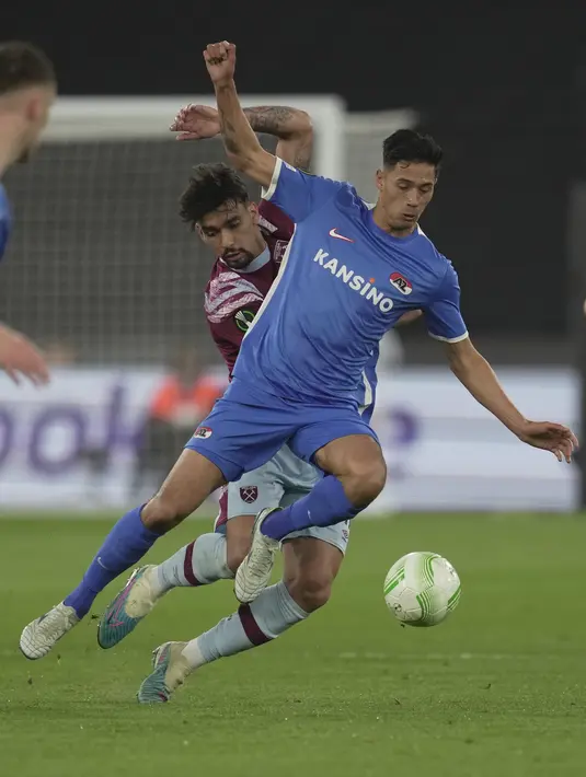 Sempat Tertinggal West Ham Comeback 2 1 Atas Az Alkmaar Foto