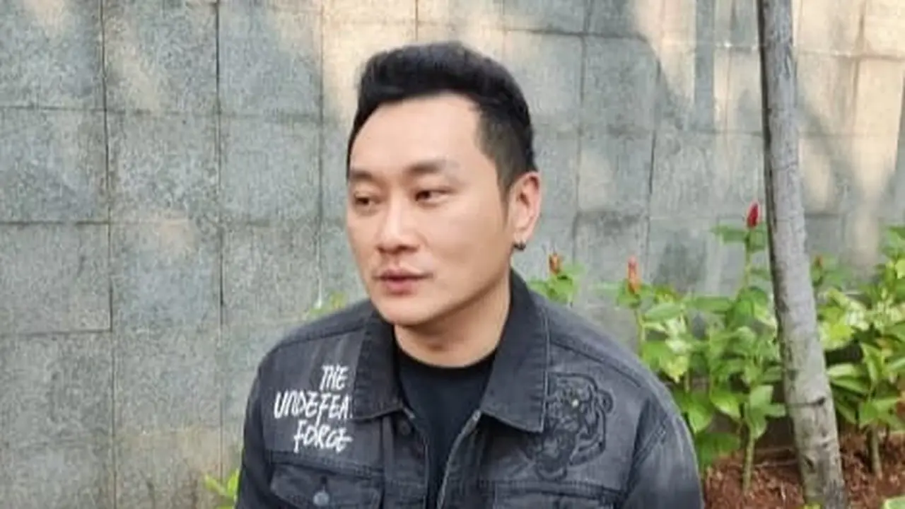 Klarifikasi Rio Motret Dikaitkan Skandal Body Checking Ajang Miss ...