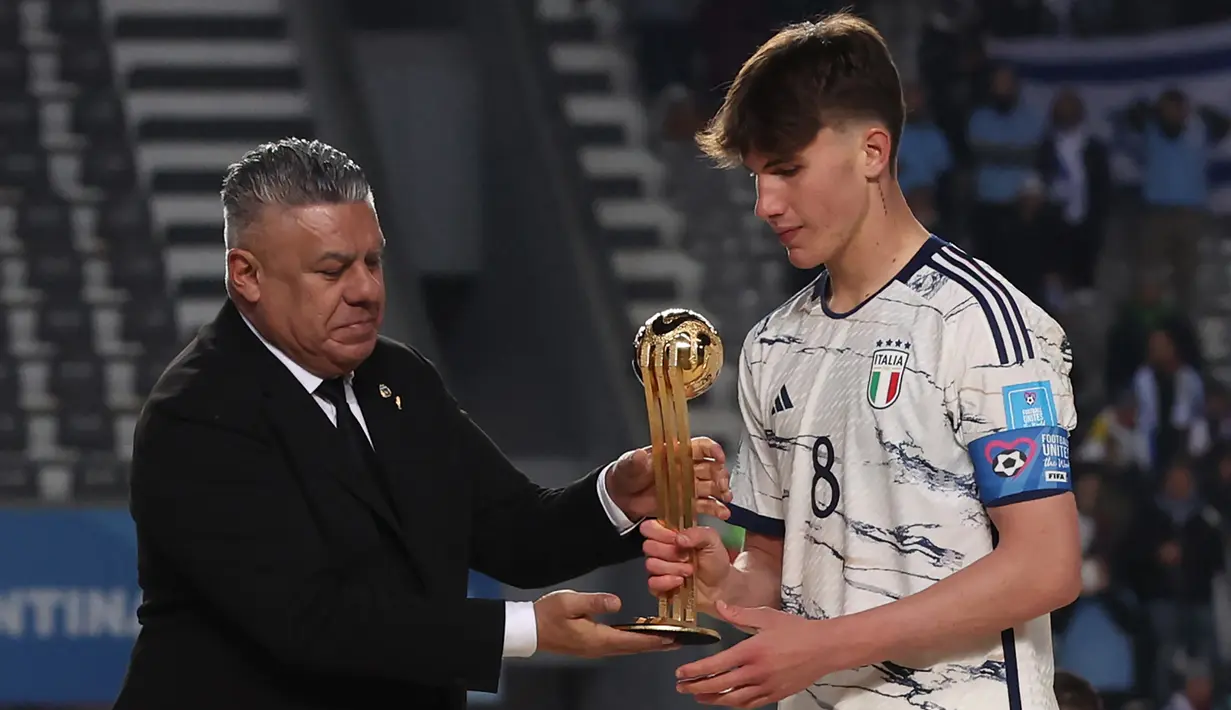 Foto: Parade Para Penerima Penghargaan Piala Dunia U-20 2023, Cesare Casadei Sabet Dua Gelar ...