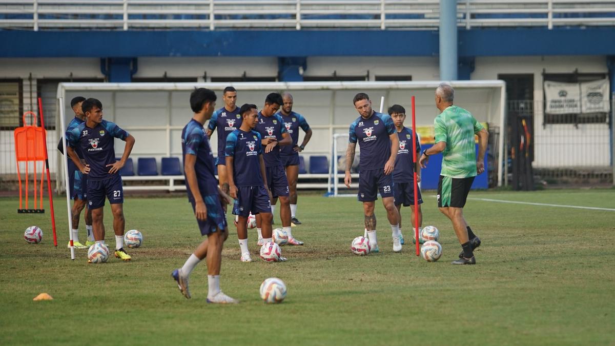 Persib Bandung Sudah Siap Banget Hadapi Bali United di Championship ...