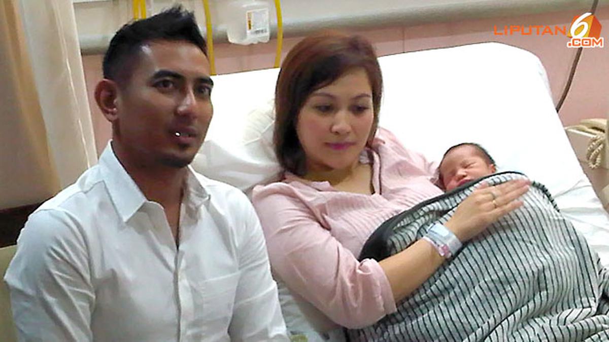 Lahirkan Anak Kedua, Istri Rio Febrian Pilih Operasi Caesar - ShowBiz ...