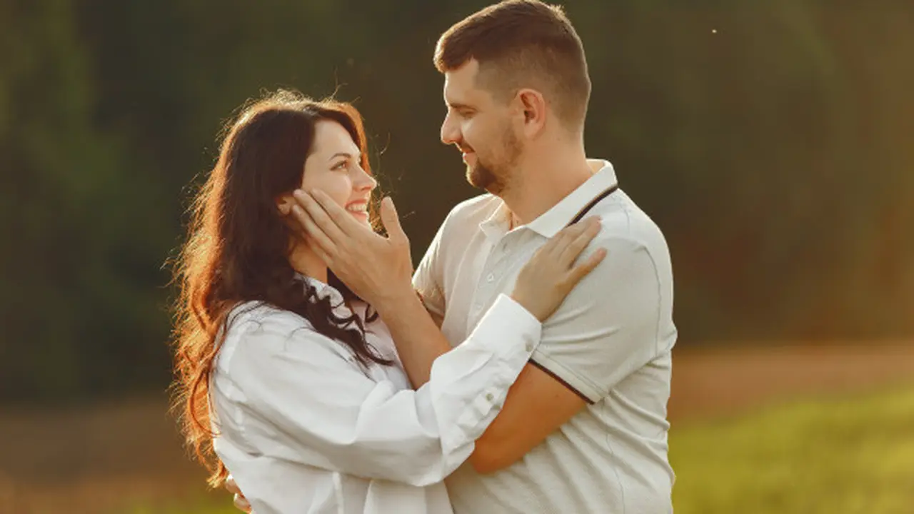 9 Cara Sederhana Membahagiakan Istri yang Bisa Diterapkan Suami - Ragam ...