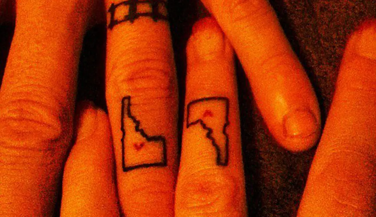 Unik: Pasangan-Pasangan Ini Mengganti Cincin Pernikahan Dengan Tattoo ...