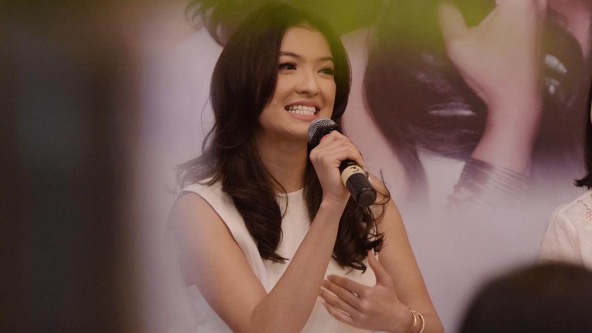 Bicara Kekasih, Raline Shah: Saya Suka yang Muda - Photo Fimela.com