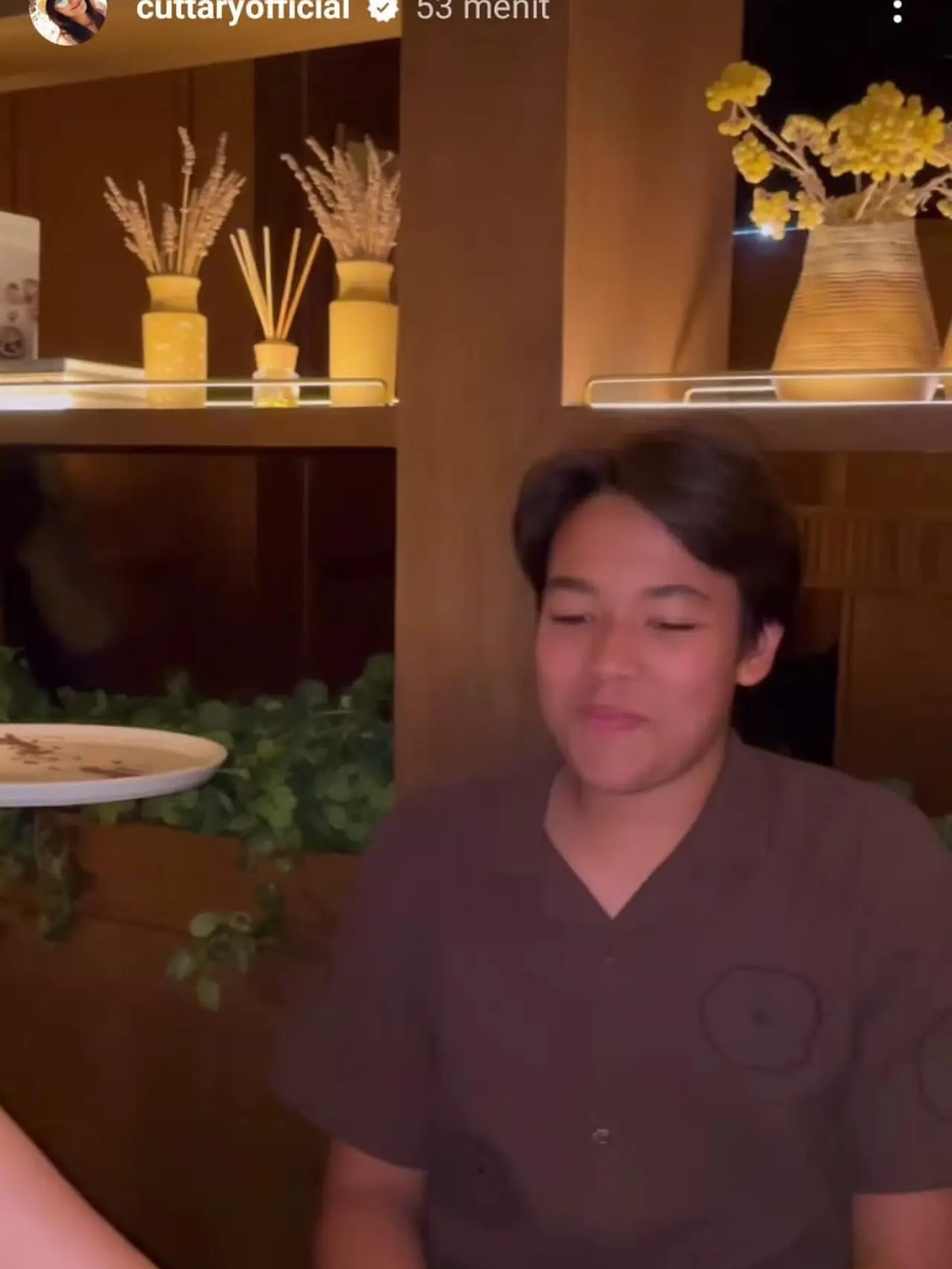 6 Potret Dinner Keluarga Cut Tari dan Richard Kevin Rayakan Ultah Anak, Elegan Penuh Kehangatan ...