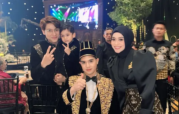Progresif Adalah Kemajuan, Pahami Definisi dan Contohnya dalam ...