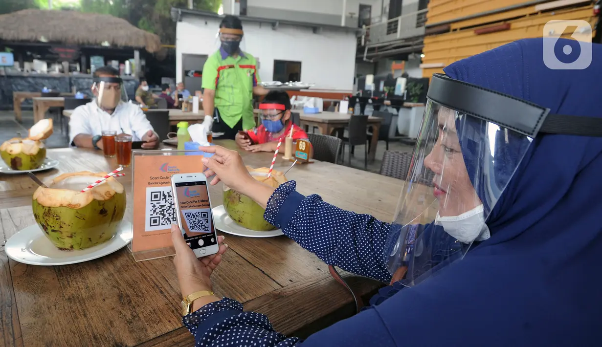 FOTO: Penerapan Protokol Kesehatan Rumah Makan di Tangsel - Foto ...