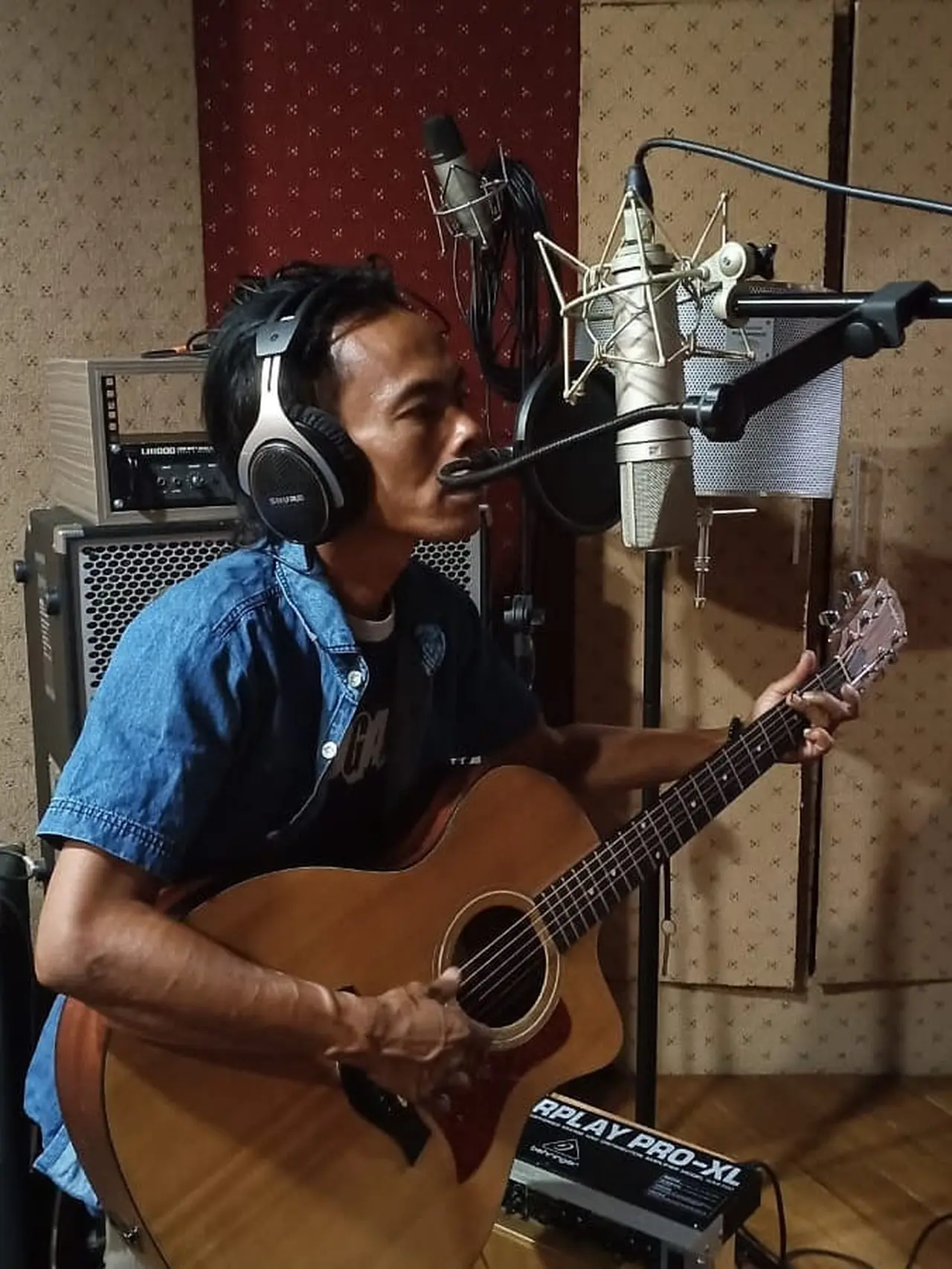 Ditunjuk Jadi Duta Kuliner Jawa Barat, Ini 6 Potret Ade Londok 'Odading ...