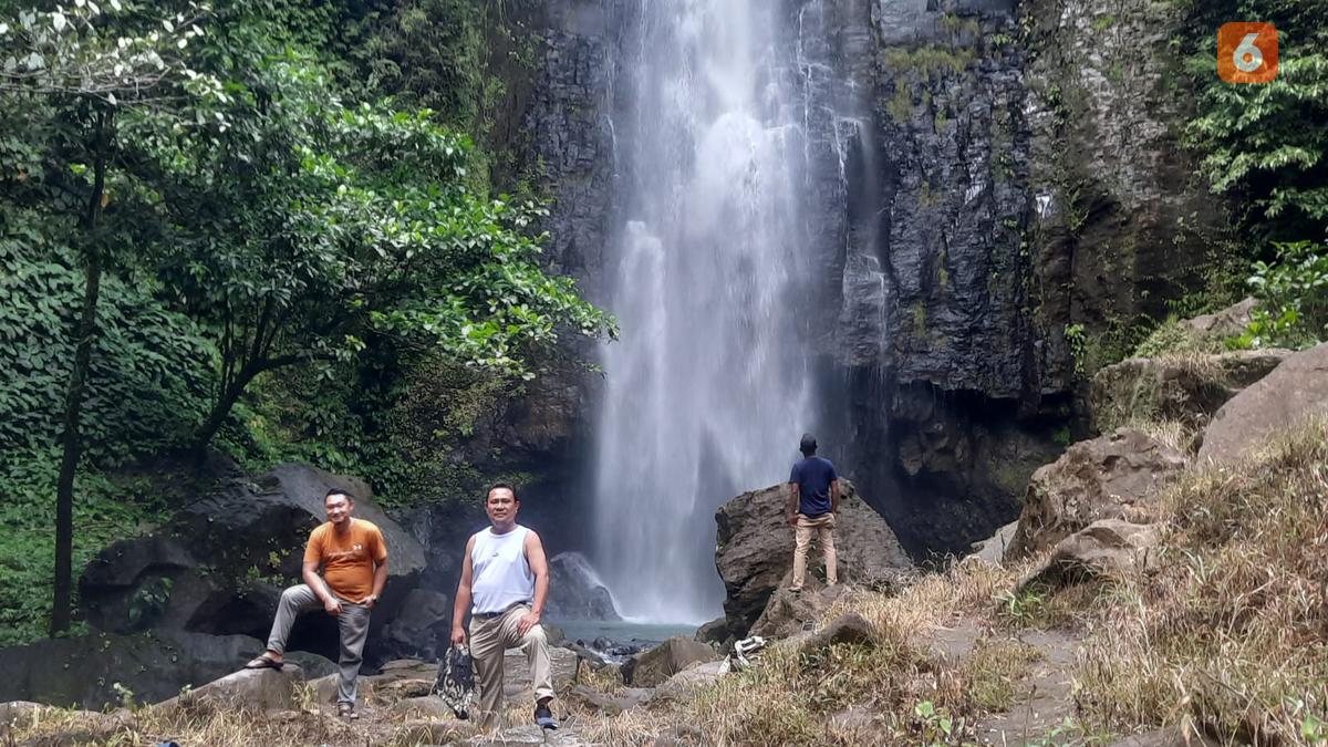 Segarnya Embun Dingin di Wisata Air Terjun Tunan Manado yang Memesona ...