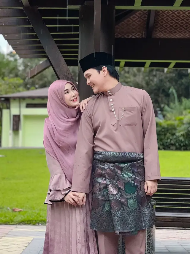8 Momen Anisa Rahma dan Anandito Dwis Babymoon di Malaysia, Pamer Kemesraan - Hot Liputan6.com
