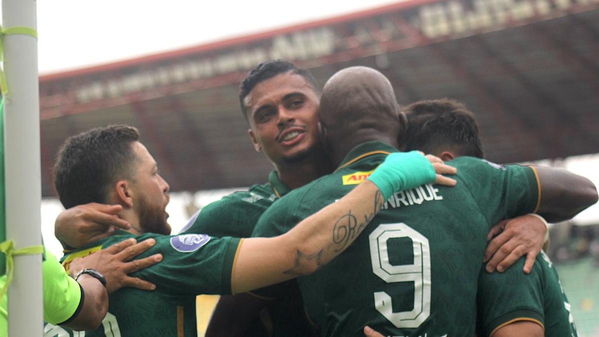 Persebaya Terpuruk Menelan 3 Kekalahan Beruntun di BRI Liga 1 ...
