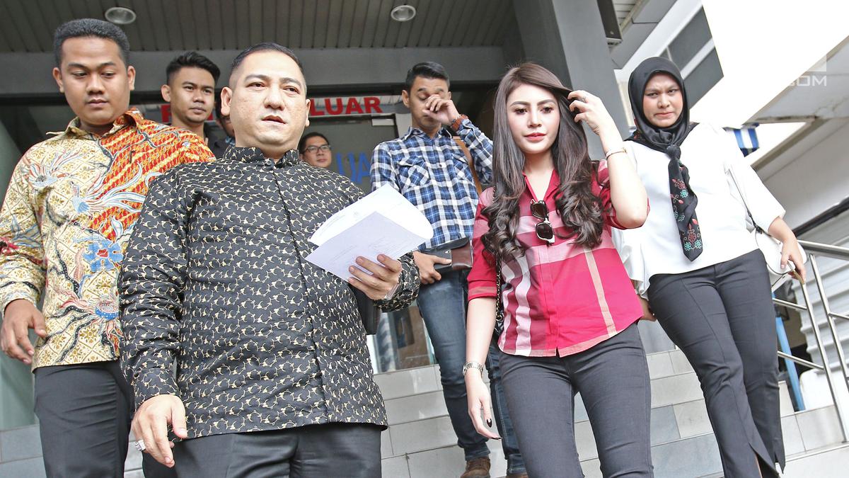 PHOTO: Ada di Katalog Alexis, Model Seksi Widuri Agesty Lapor Polisi