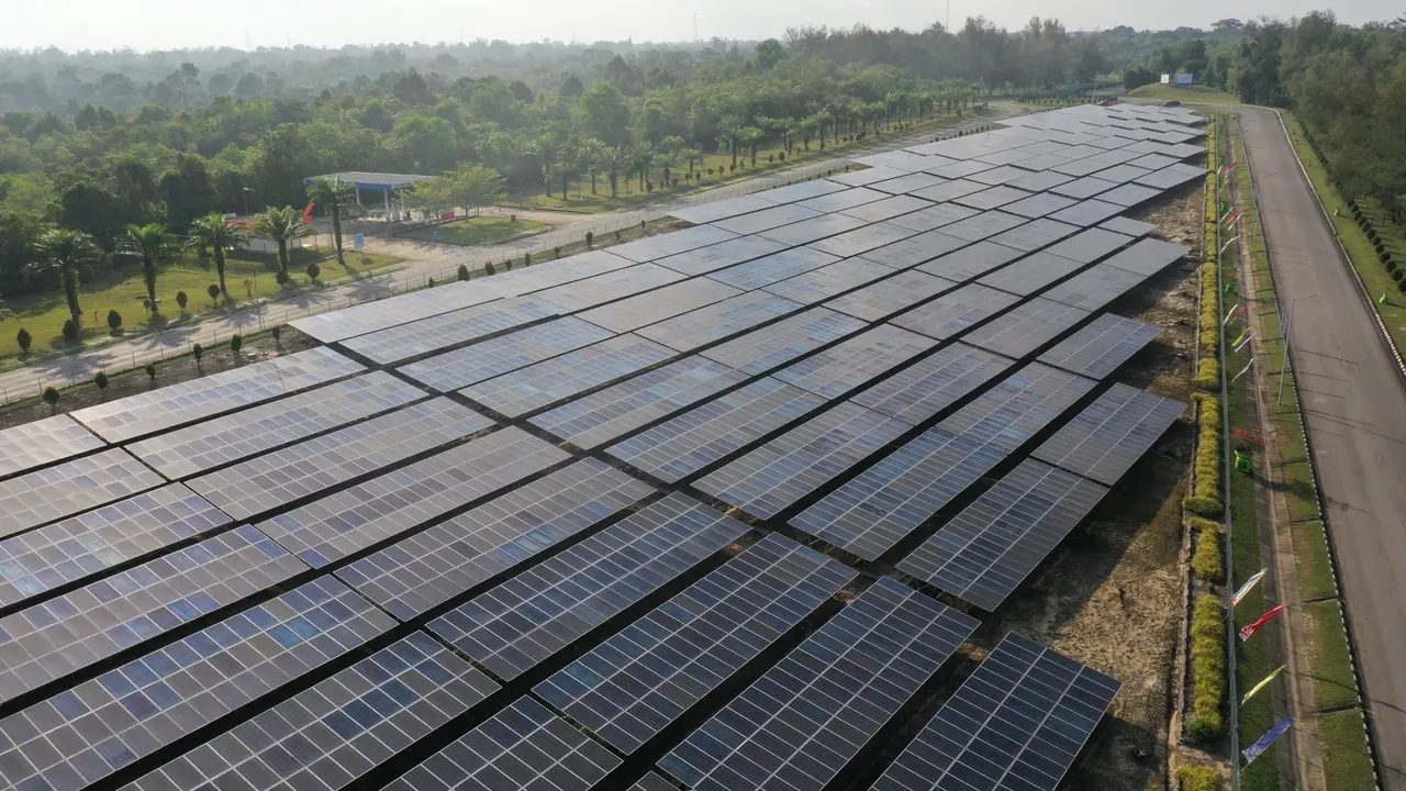 PTPN-Pertamina Bangun PLTS di KEK Sei Mangkei, Sanggup Produksi 3 MW Listrik - Bisnis Liputan6.com