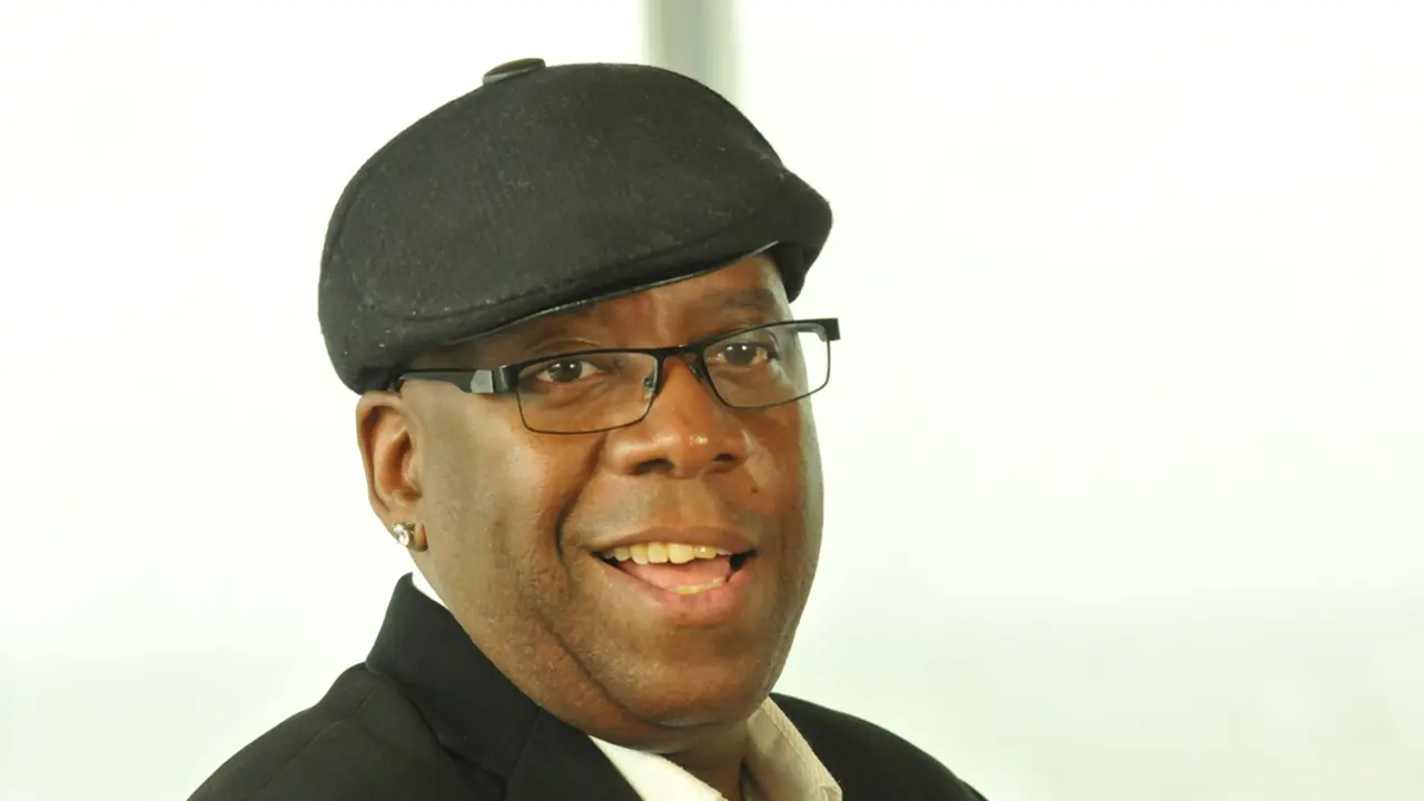 Mengenang Keith Martin, Pelantun Lagu Because of You yang Betah Tinggal ...