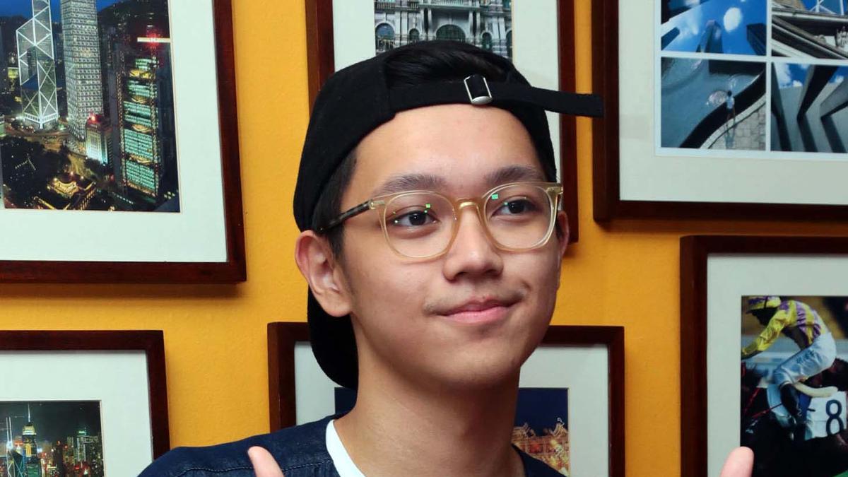 Brandon Salim Unjuk Suara di Film A: Aku, Benci, dan Cinta ...