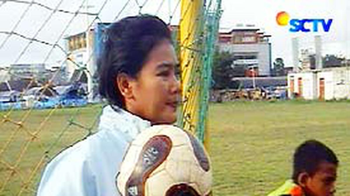 Diza Rasyid Ali, Manajer Sepak Bola Wanita Pertama - News Liputan6.com