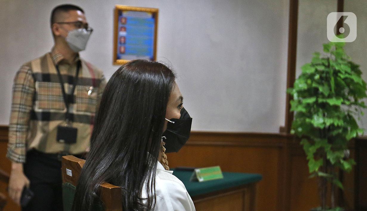 FOTO: Wulan Guritno Hadiri Sidang Cerai dengan Adila Dimitri - Foto Liputan6.com