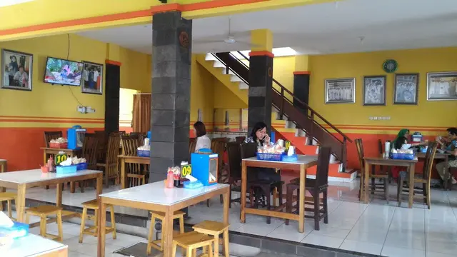 Lezatnya Bakso Titoti, Kuliner Legendaris dari Wonogiri - Jateng ...