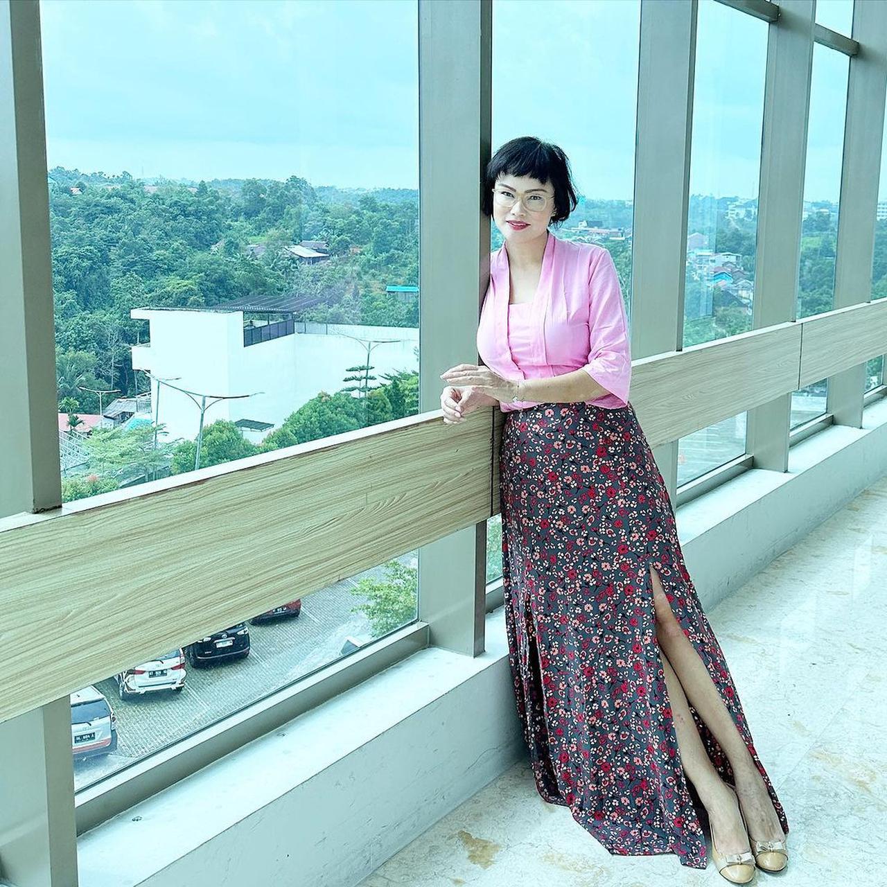 8 Potret Terbaru Tracy Trinita Mantan Supermodel Kini Jadi Pendeta ...