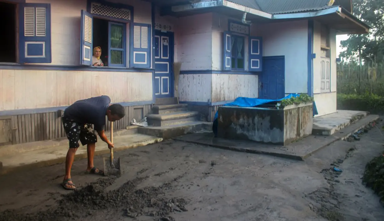 Kondisi Terkini Gunung Marapi, Masih Muntahkan Abu Vulkanik dari ...