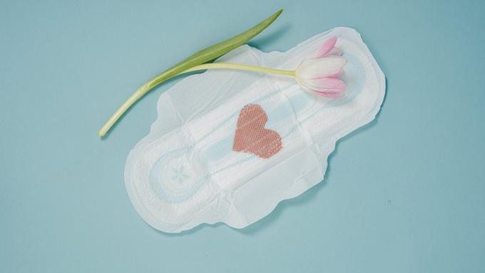 4 Penyebab Gumpalan Darah Saat Haid yang Bikin Khawatir - Health Fimela.com
