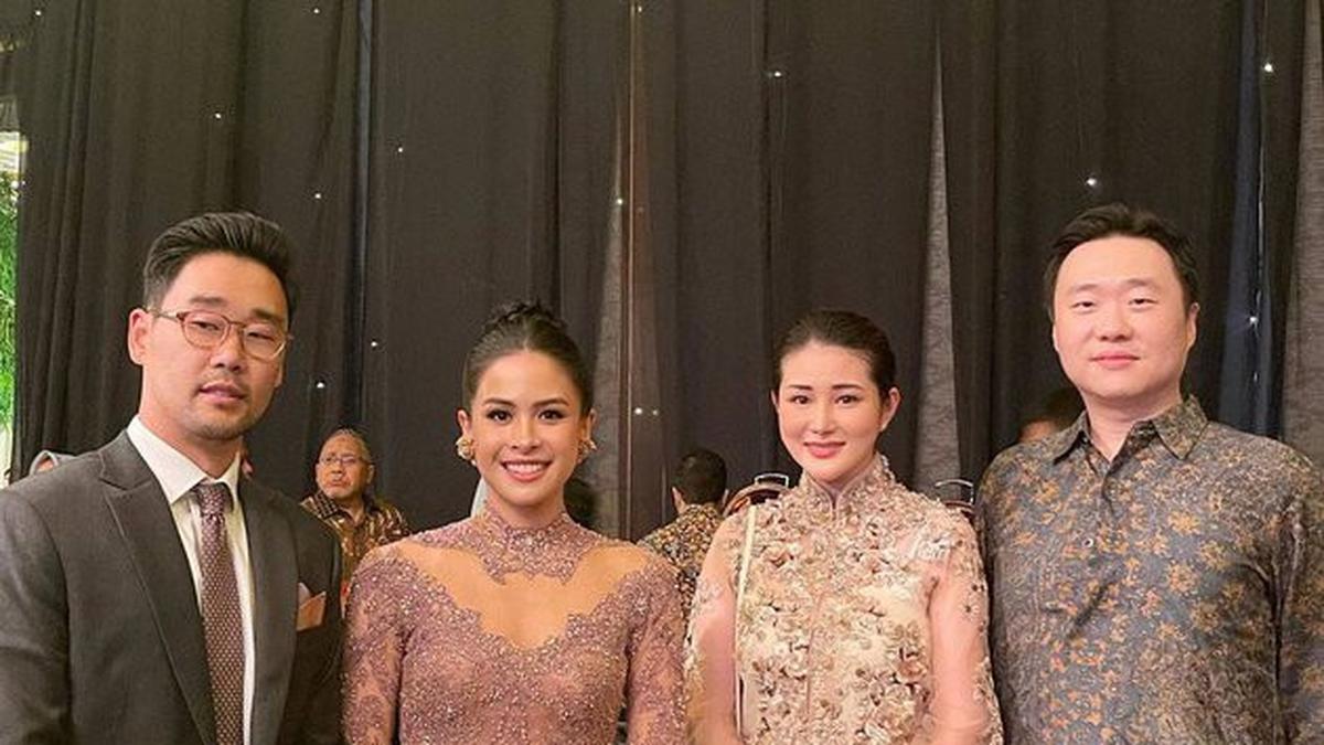 Potret Serasi Maudy Ayunda dan Jesse Choi Hadiri Pernikahan Sang Adik, Amanda Khairunnisa ...