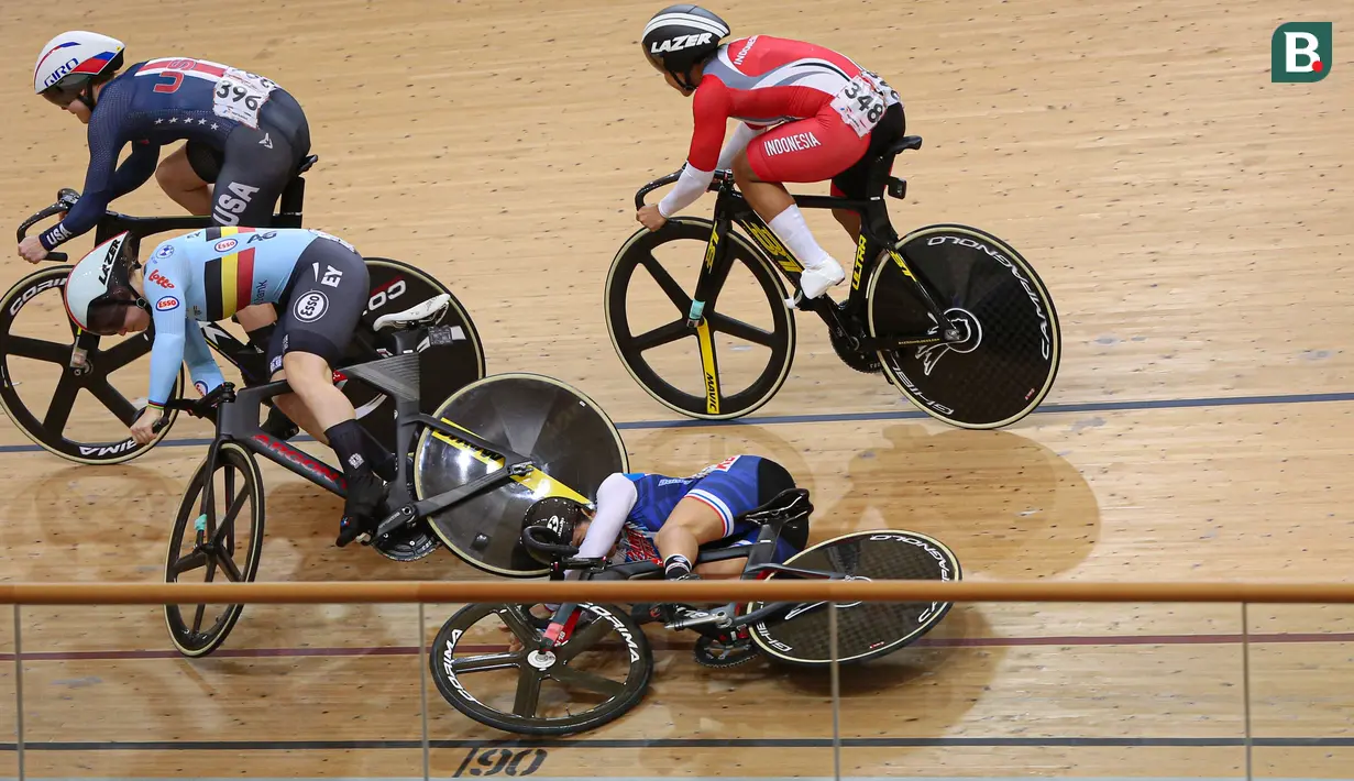 Foto: Perjuangan Tak Kenal Lelah Para Pebalap Sepeda Indonesia di Ajang ...