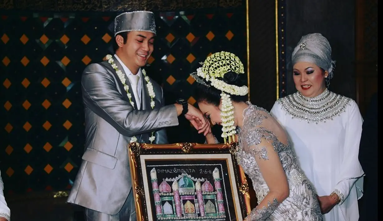 Belum Dikaruniai Momongan, Potret Keharmonisan Dimas Andrean dan Istri 12 Tahun Menikah, Makin ...