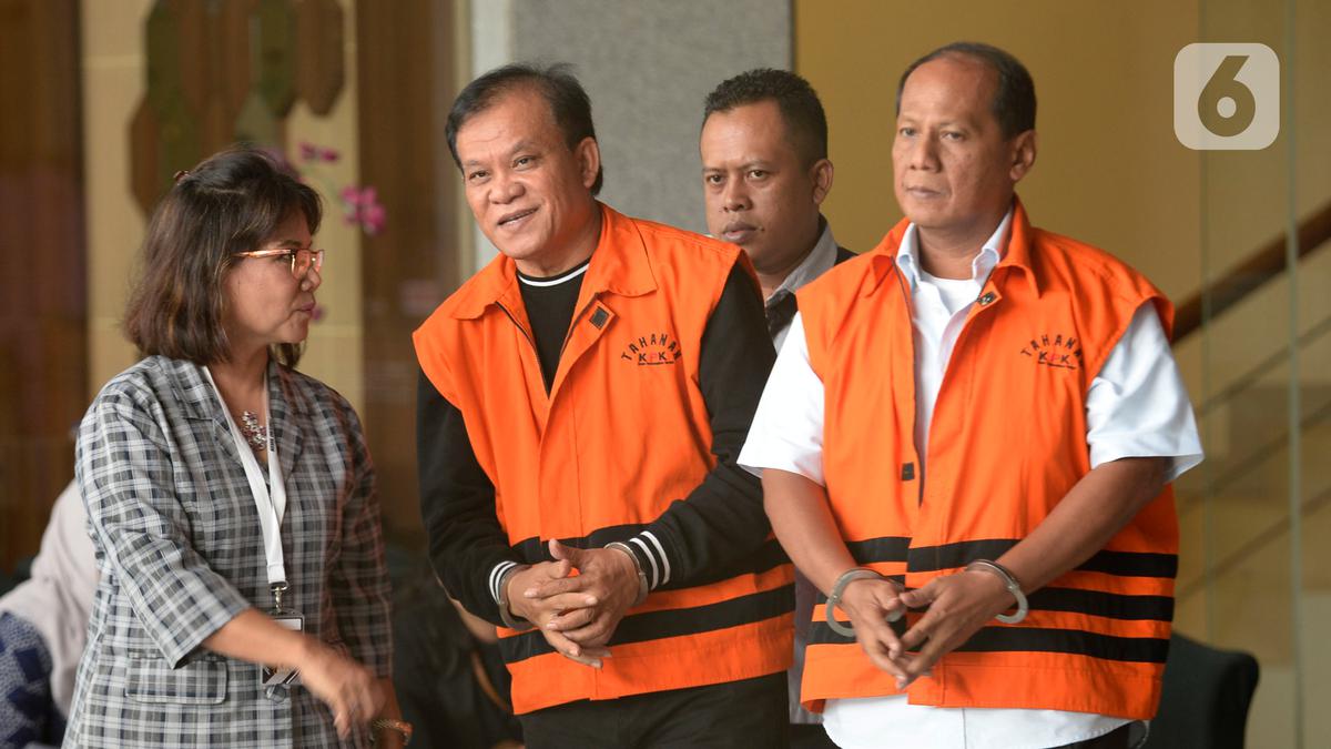 FOTO: 2 Tersangka Suap Proyek Infrastruktur Sidoarjo Segera Disidangkan ...