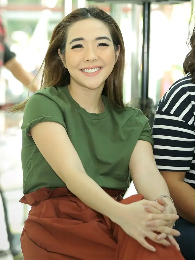 Gisella Anastasia Shock saat Video Syur Mirip Dirinya Viral - ShowBiz Liputan6.com