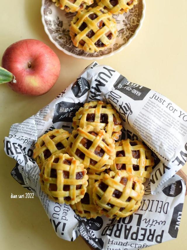 Resep Mini Apple Pie Renyah dan Lezat - Food Fimela.com